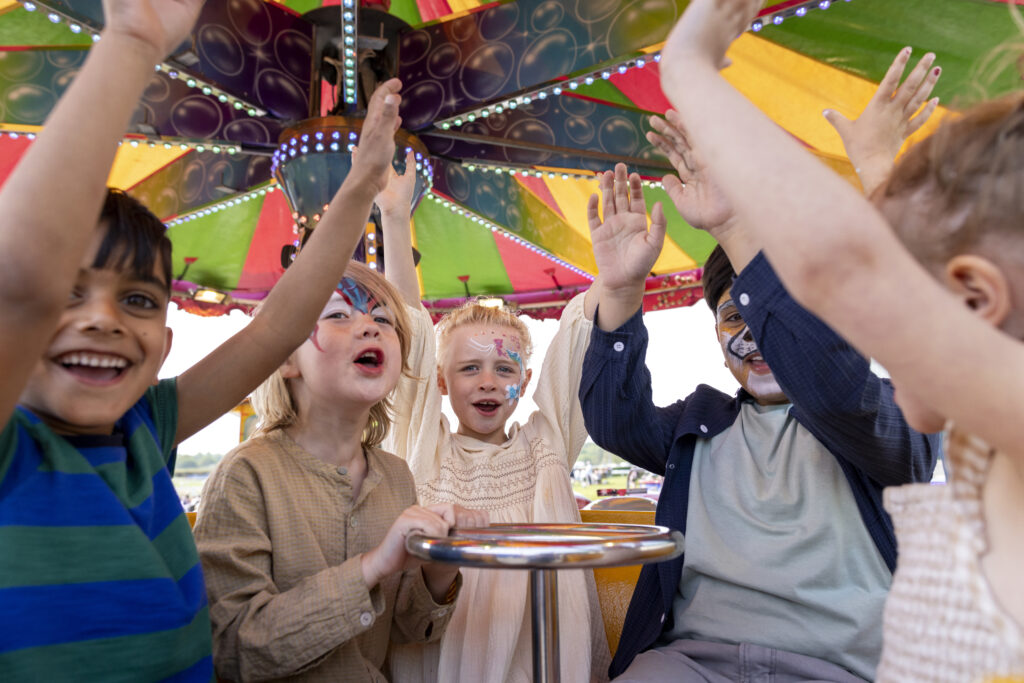 Early signs of autism and ADHD in children and teens: What to look for ...